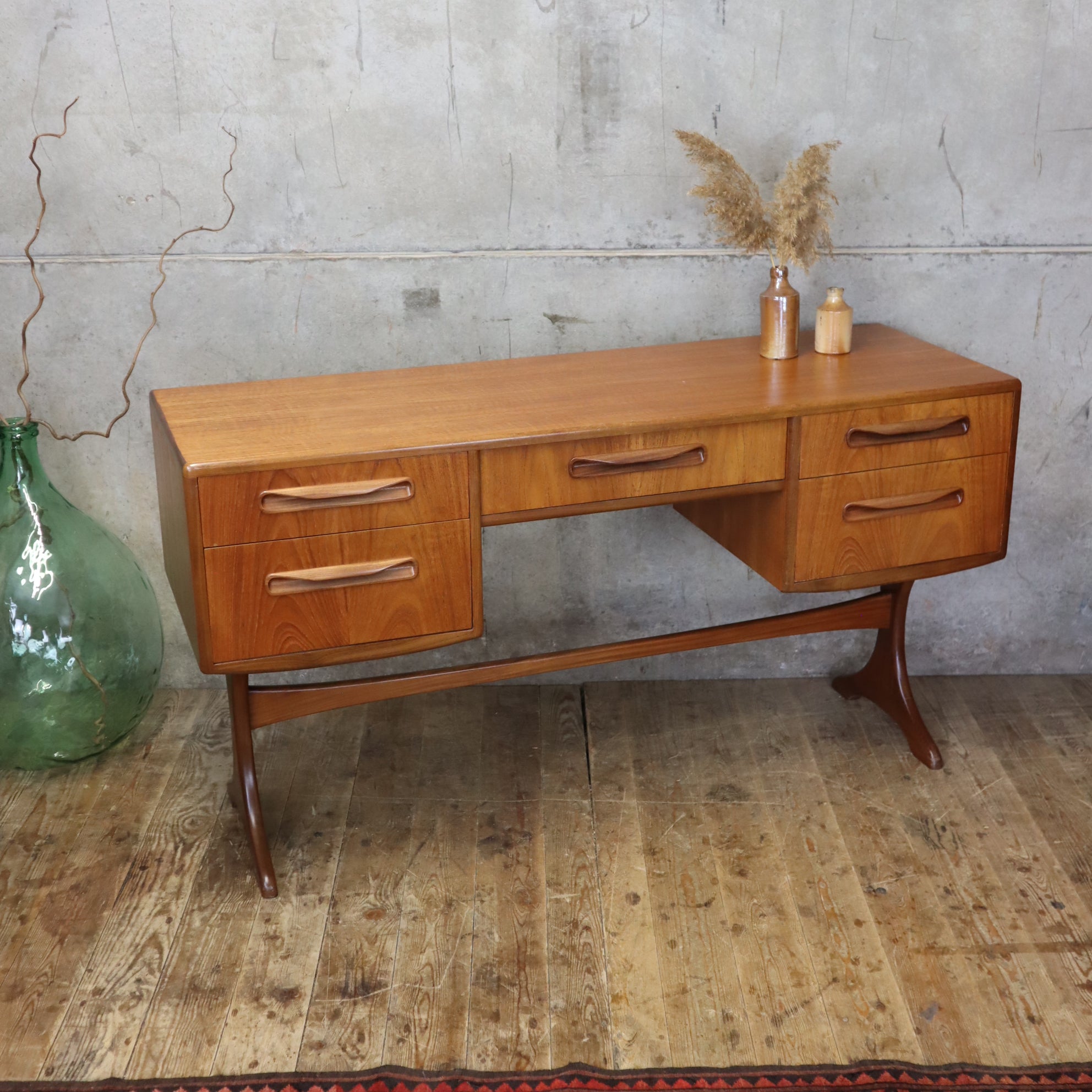 Mid Century G-Plan Fresco Dressing Table - 1609d – Mustard Vintage