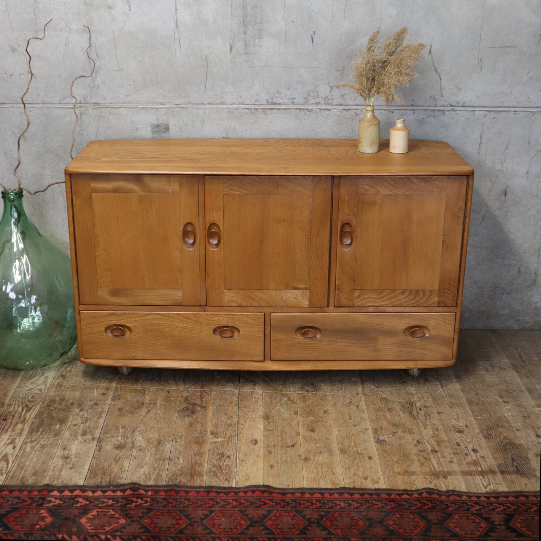 Mid Century Ercol Windsor Sideboard - 2906i – Mustard Vintage