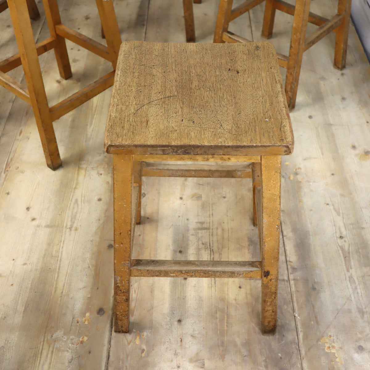 Vintage School Wooden Lab Stools 1801o – Mustard Vintage