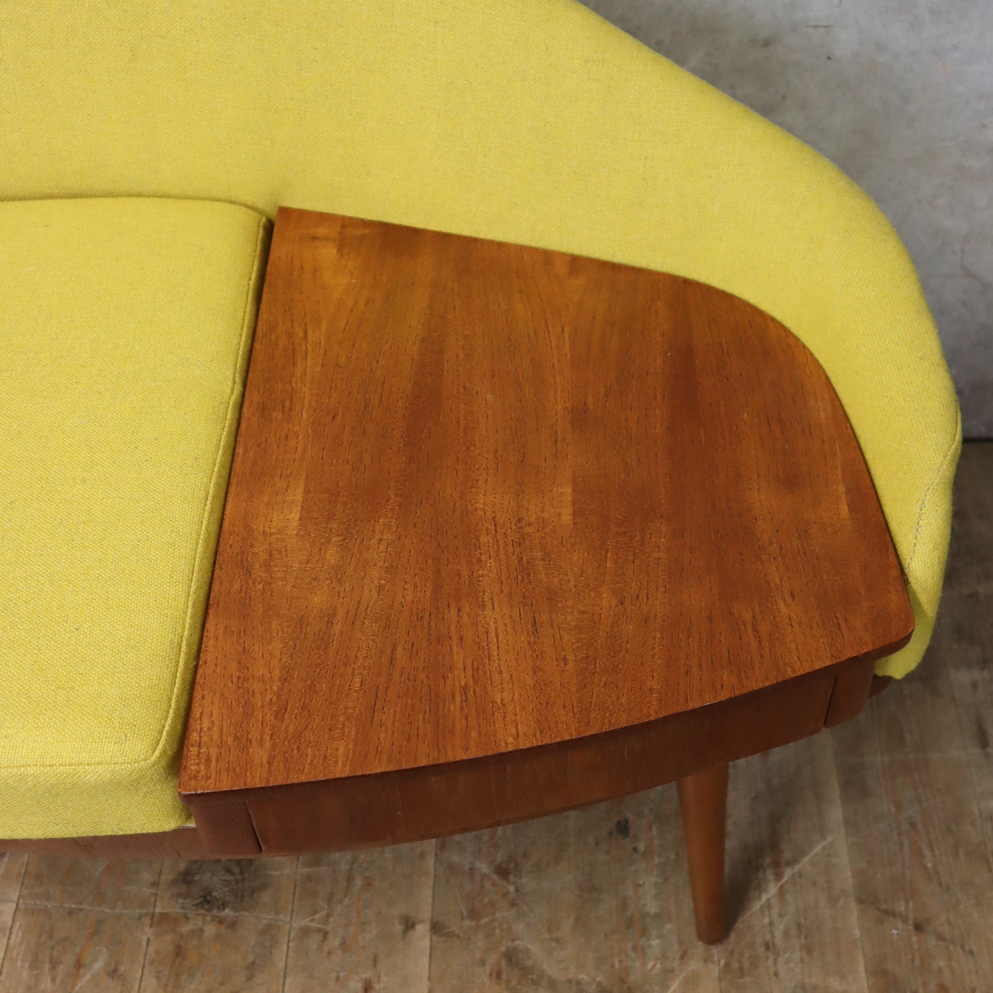 Chippy Heath Curved Upholstered Mustard Telephone Seat - 1305f ...