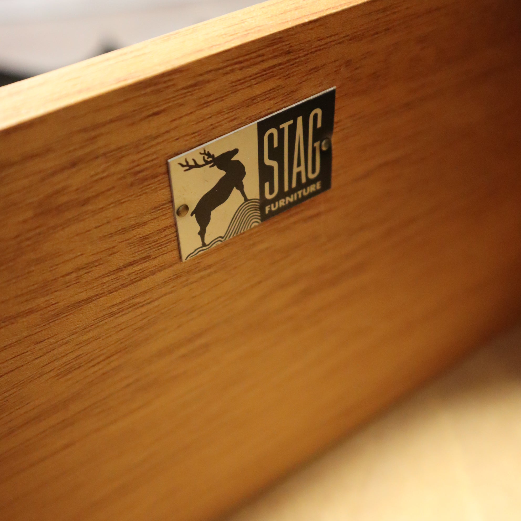 Mid Century Stag Oak Dressing Table - 0311f – Mustard Vintage
