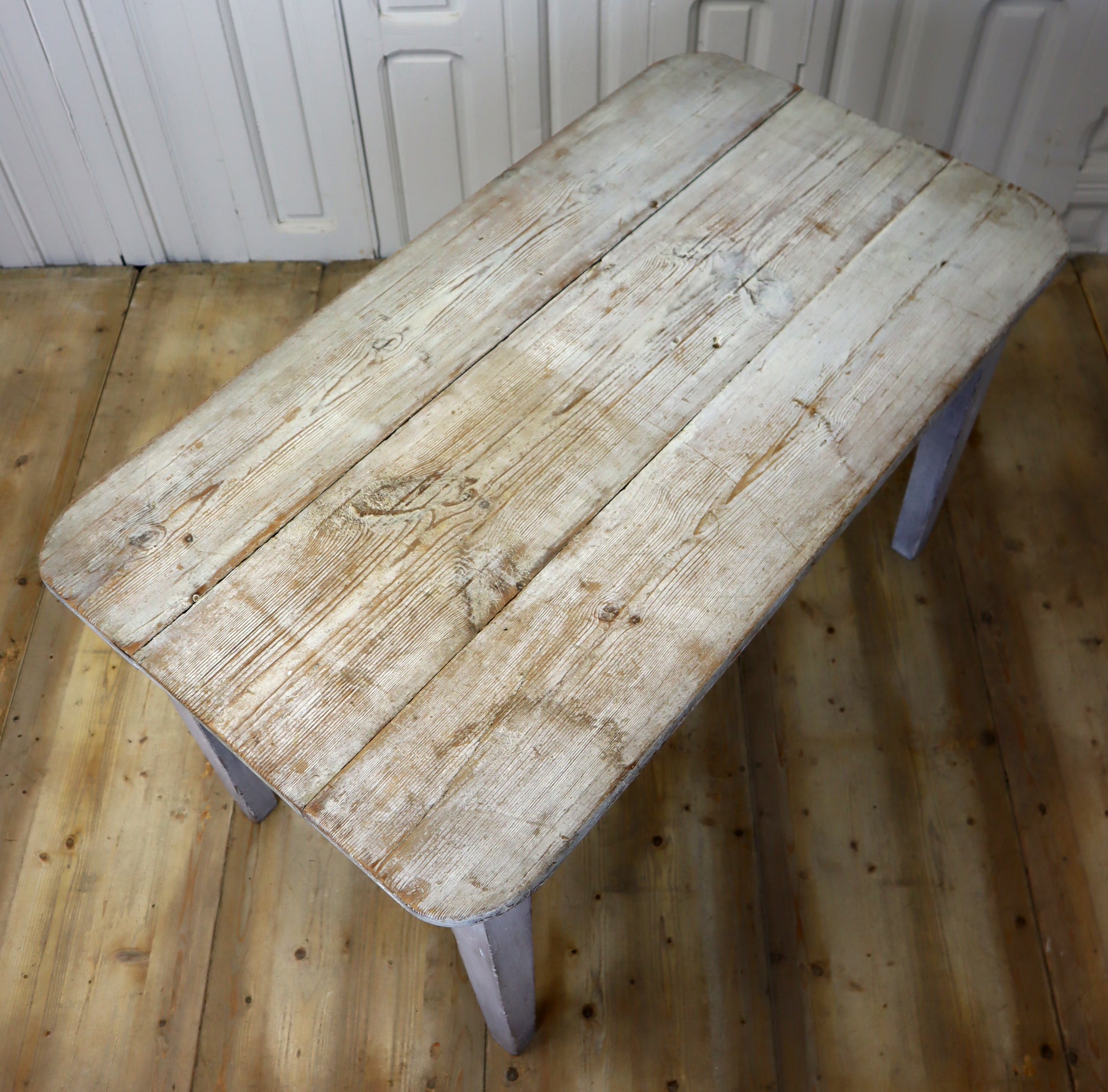 Vintage Rustic Pine Painted Kitchen Table 2202a – Mustard Vintage