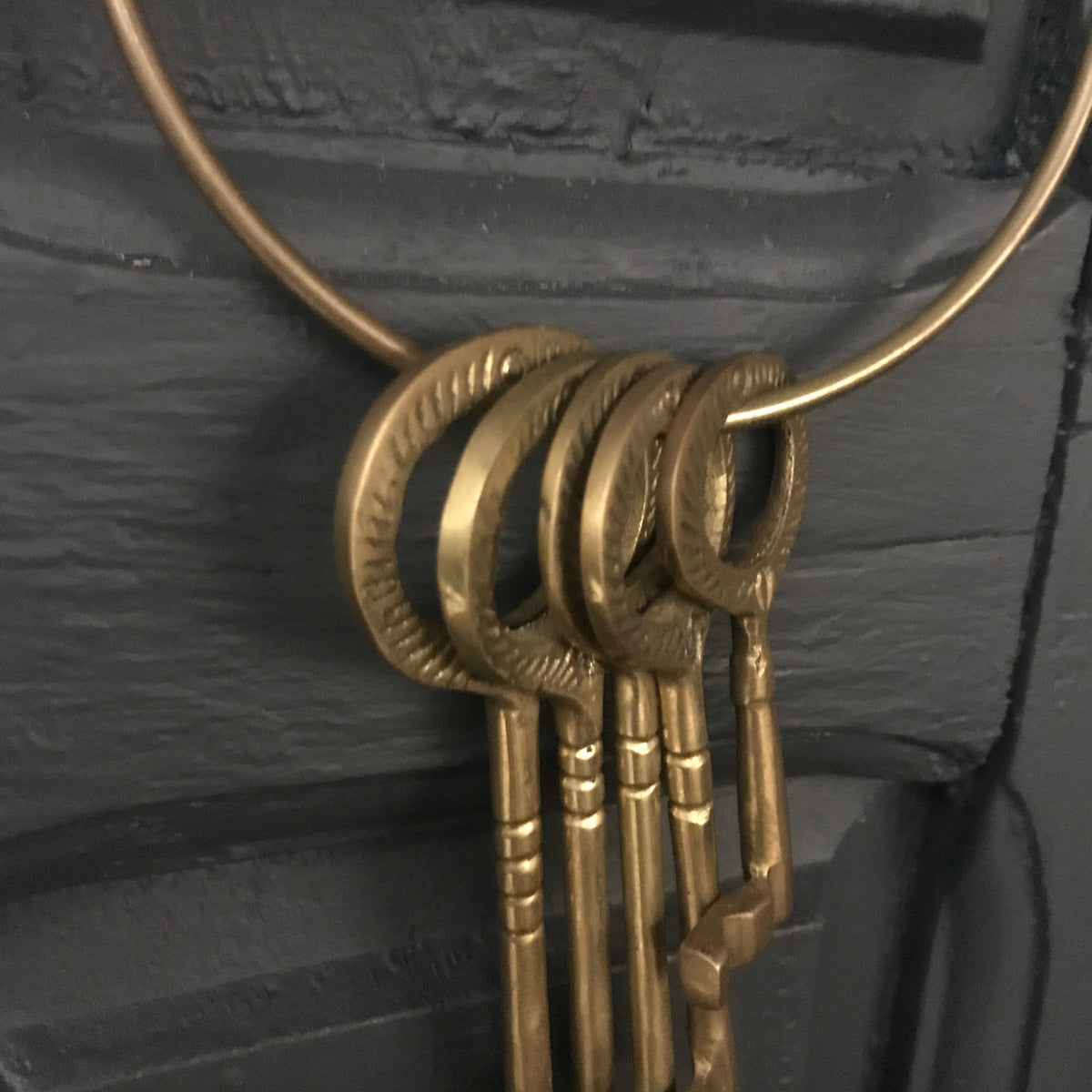 Mid Century Brass Keys – Mustard Vintage