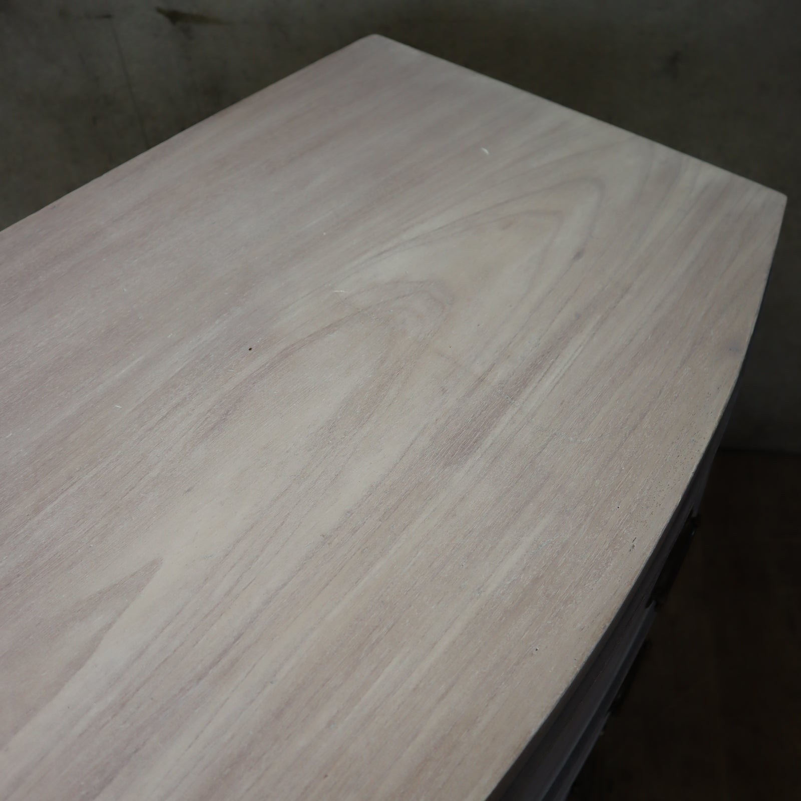 Antique Georgian Bleached Mahogany Bow Front Chest of Drawers - 0212b ...