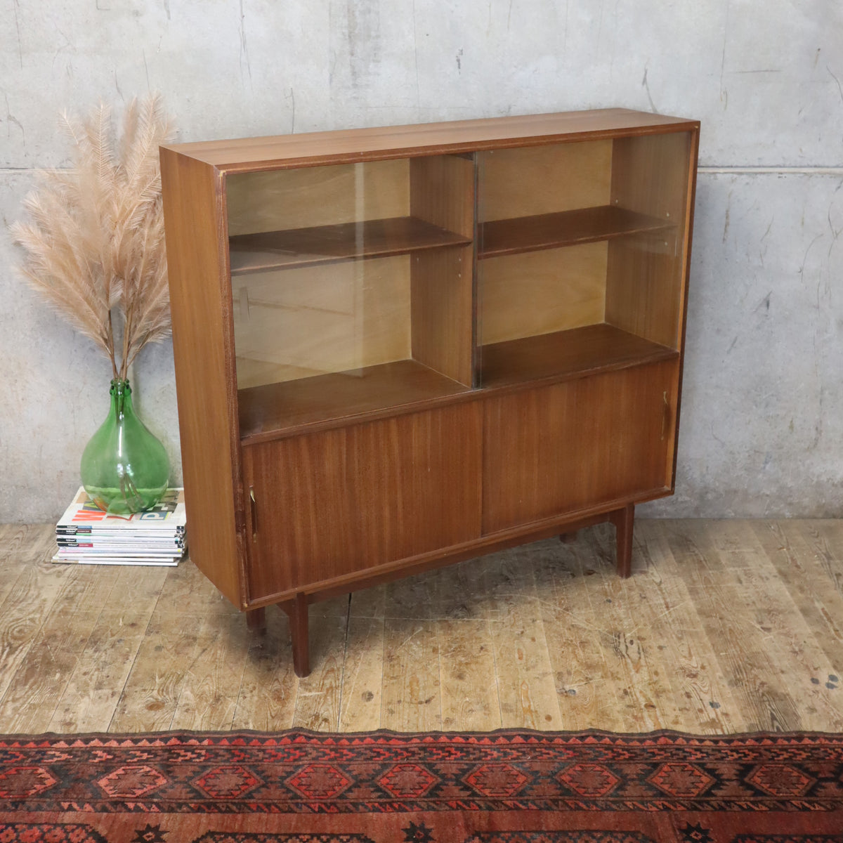 Vintage Beaver & Tapley Display Cabinet – 1703a – Mustard Vintage