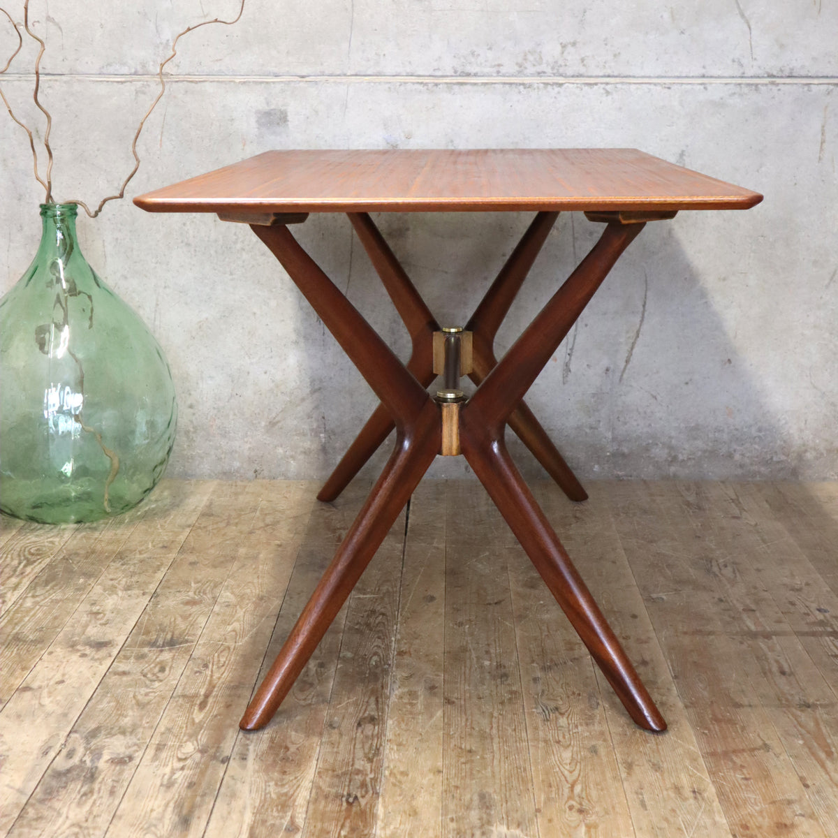 G-Plan Librenza 'Helicopter' Table / Desk - 0303f – Mustard Vintage