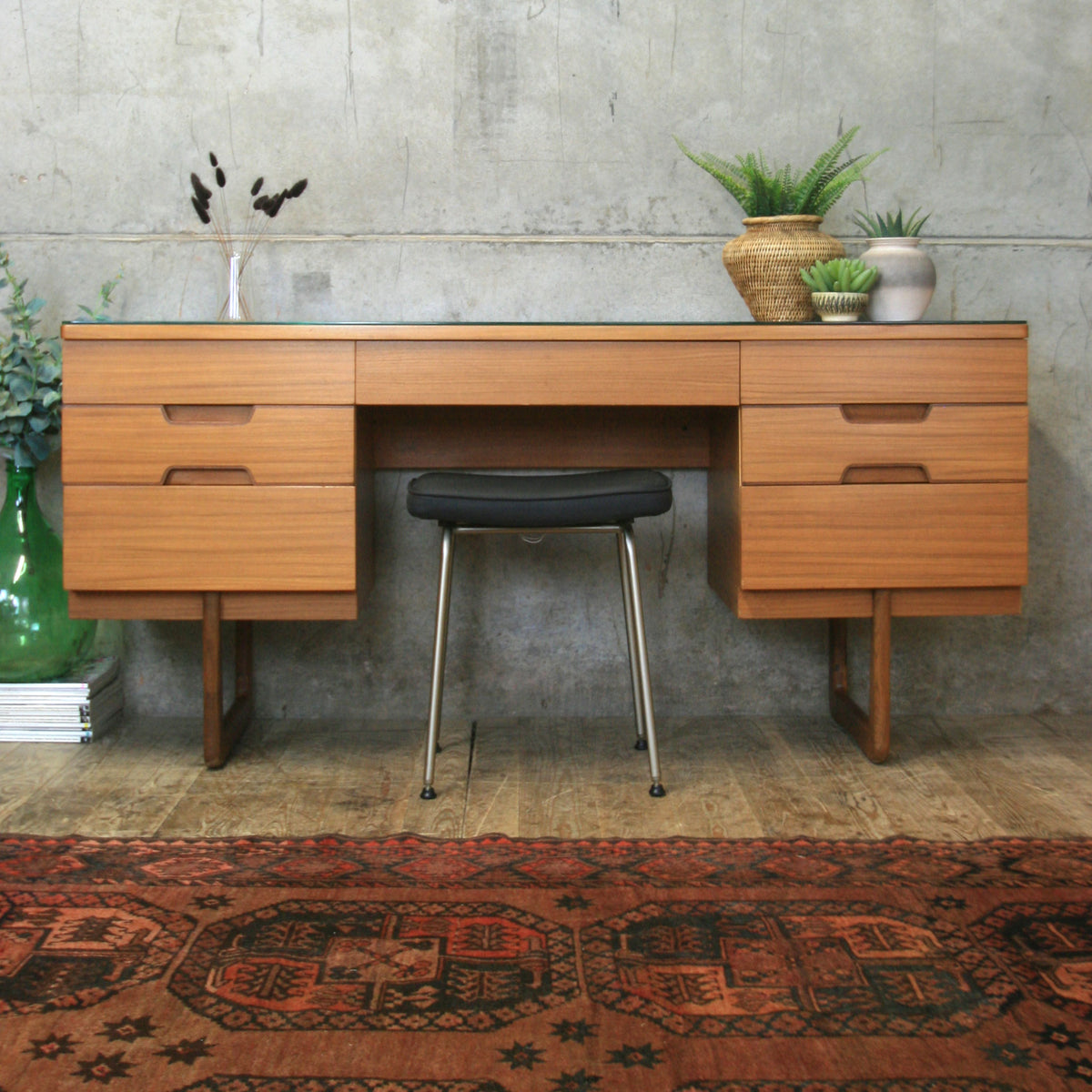 Uniflex Mid Century Teak Desk / Dressing Table - 1510g – Mustard Vintage