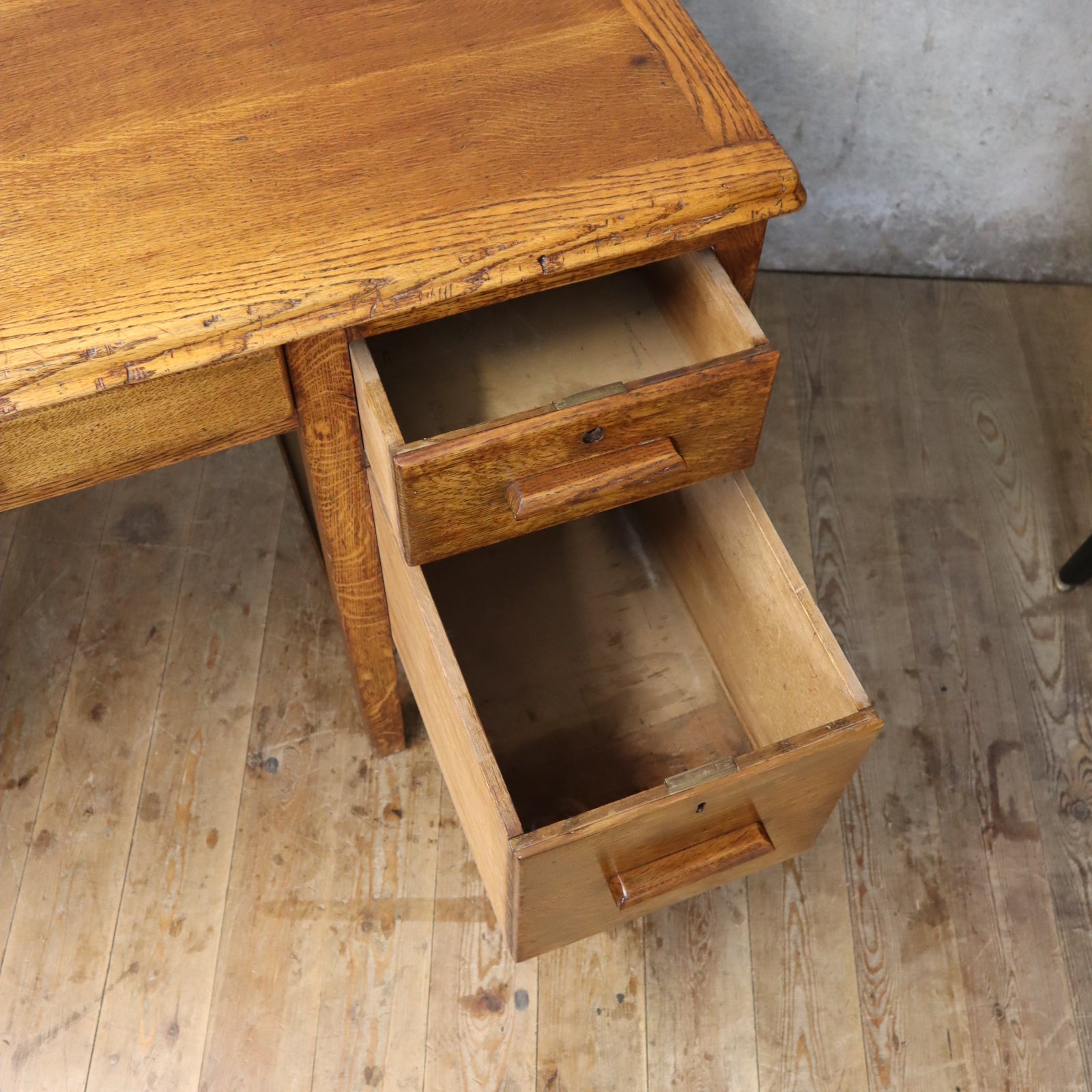Mid Century Rustic Oak Desk - 2402a – Mustard Vintage