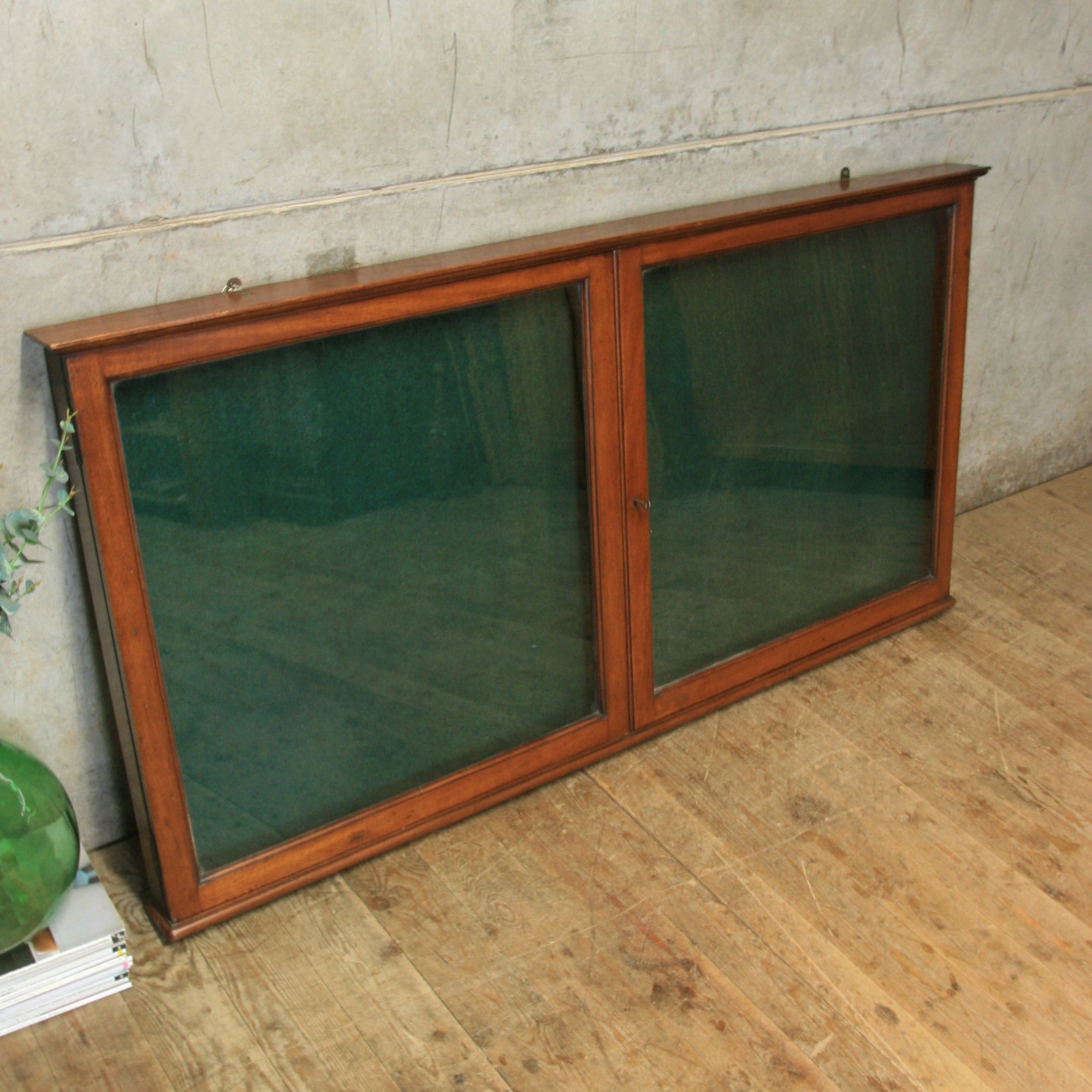 Vintage Mahogany Display Case / Box Frame - 2510g – Mustard Vintage