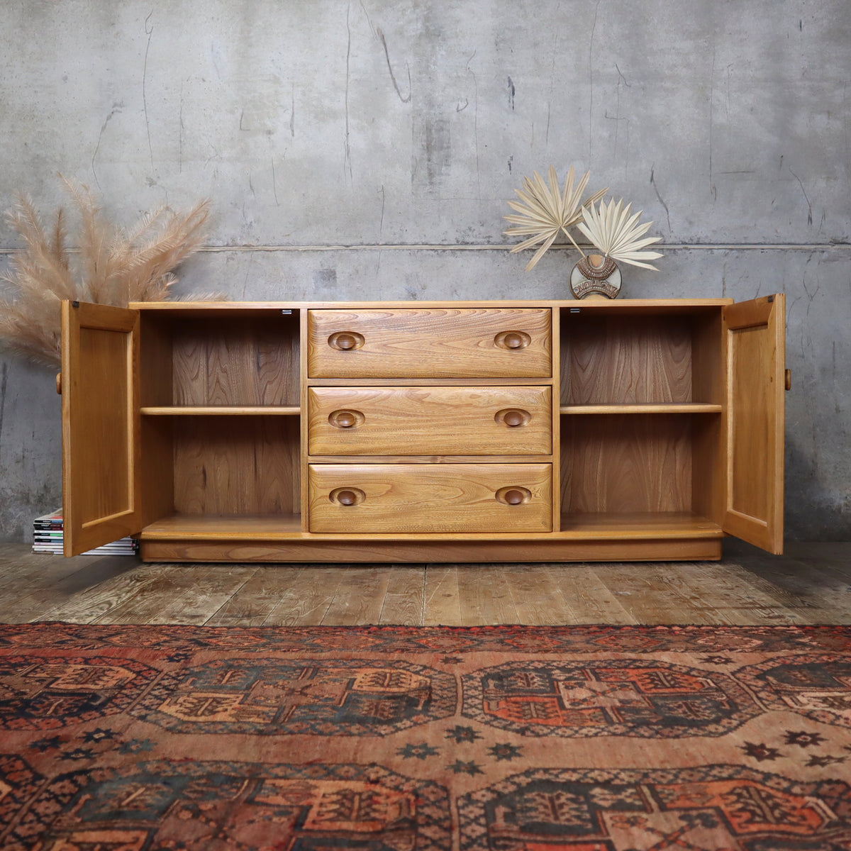 Vintage Ercol Windsor Sideboard – 2810j – Mustard Vintage