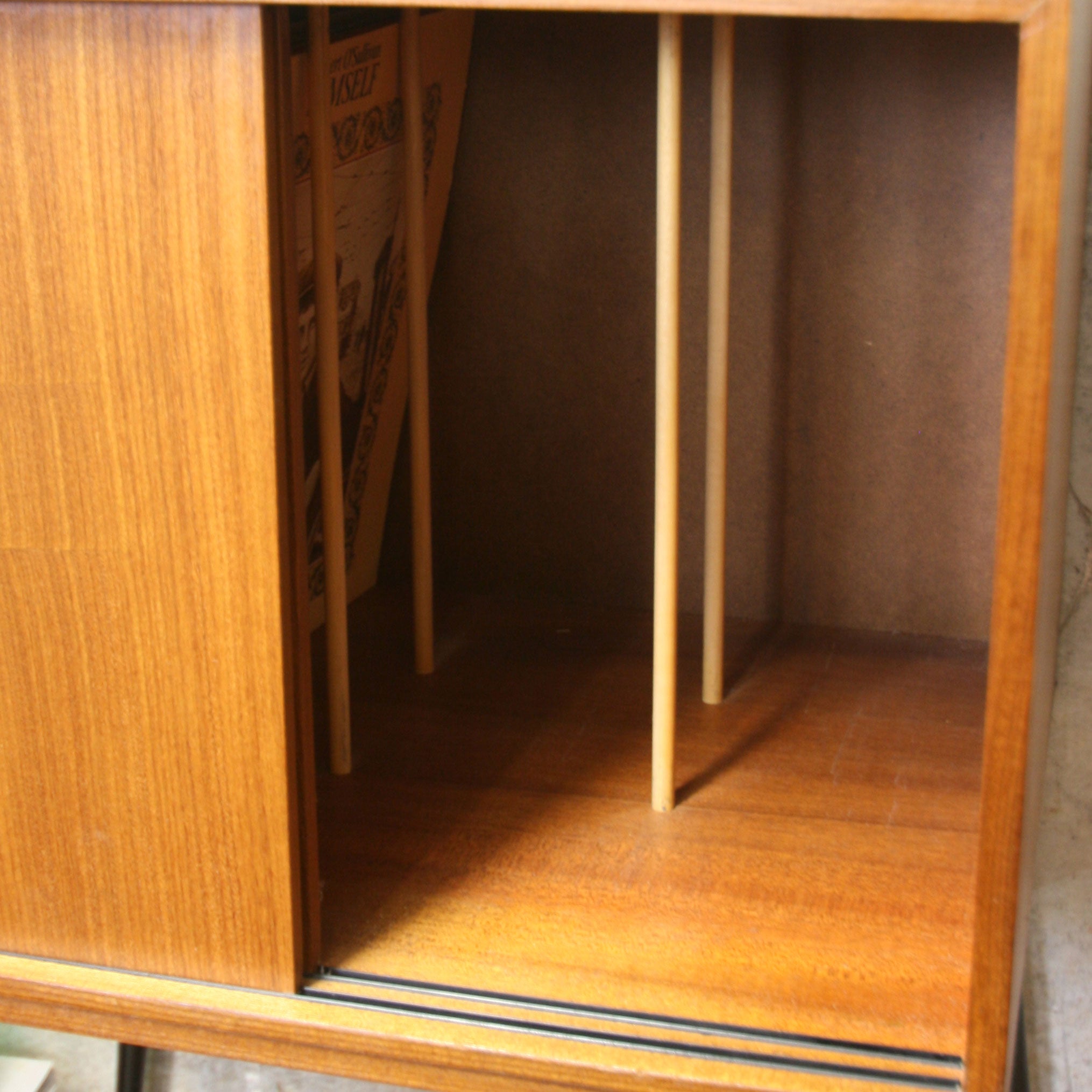 Mid Century LP Vinyl Record Cabinet - 0402l – Mustard Vintage