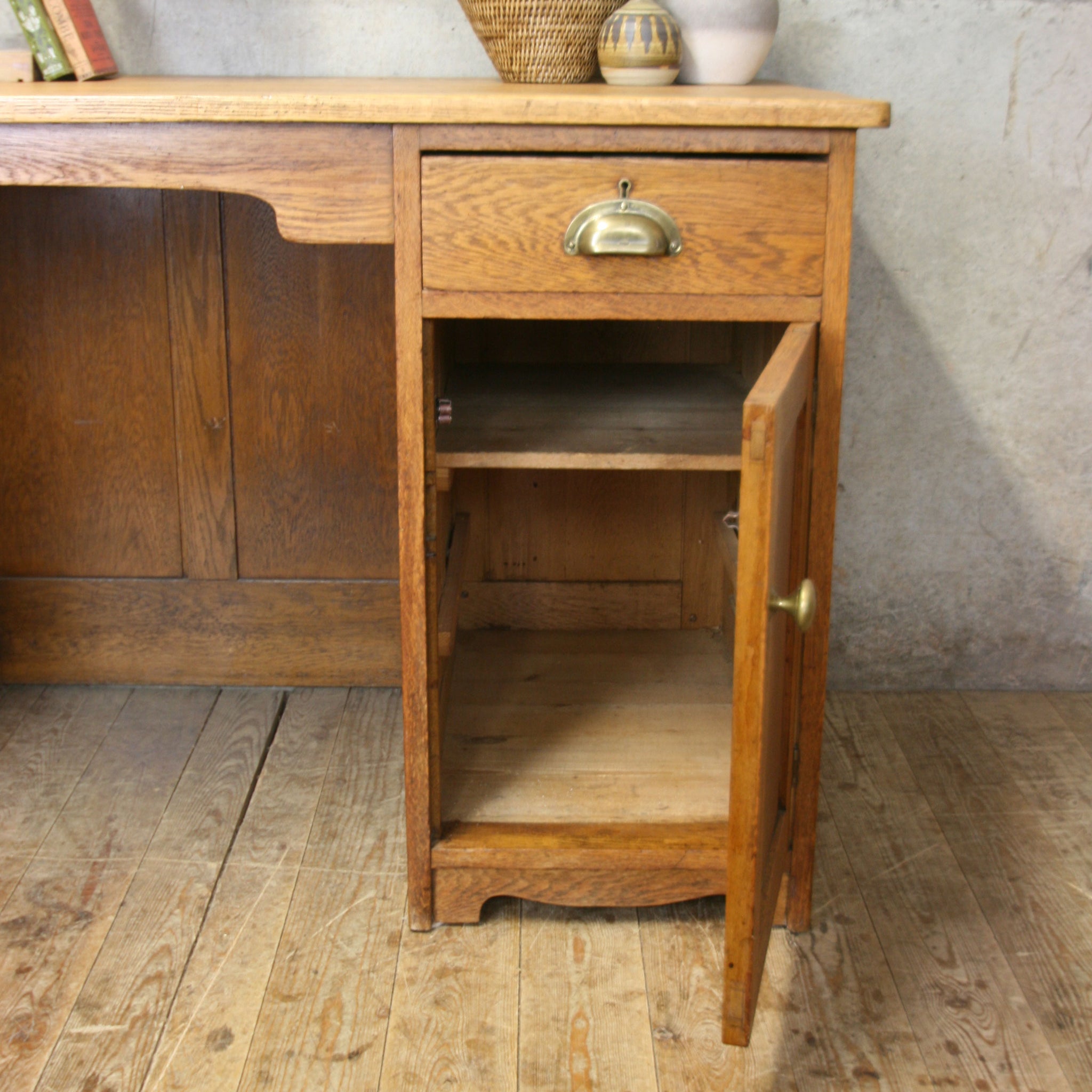 Small Vintage Rustic Oak Desk - 1505e – Mustard Vintage